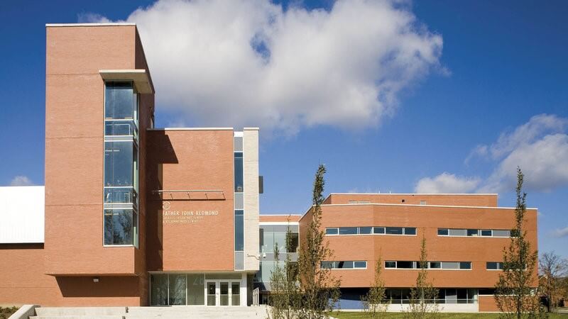 Father John Redmond Catholic Secondary School 約翰雷德蒙天主教中學